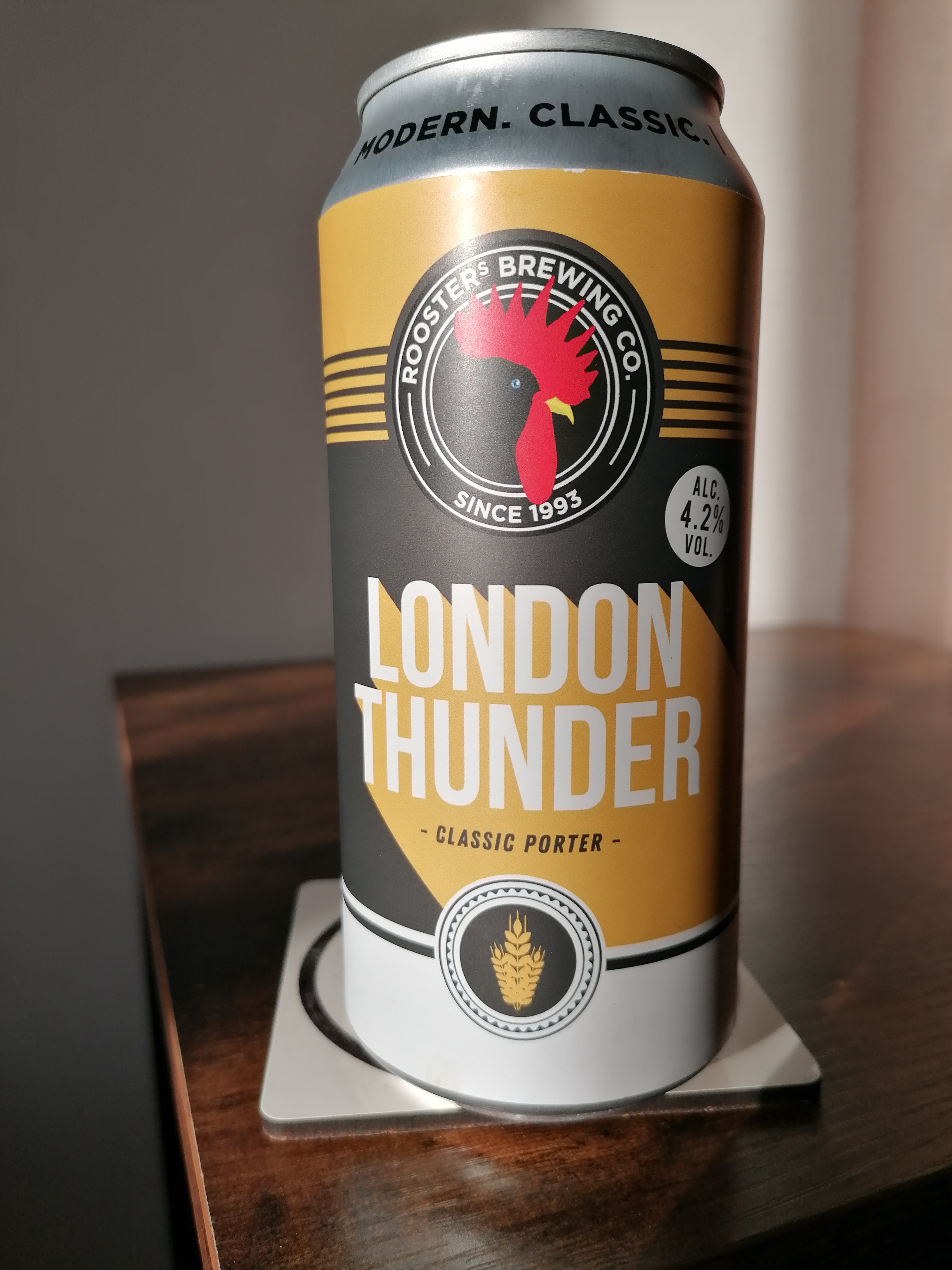 Roosters Brewing Co – London Thunder Classic Porter (4.2% ABV) # ...